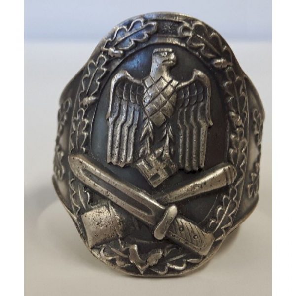 GERMAN WWII GENERAL ASSUALT BADGE RING SILVER - WARSTUFF.COM