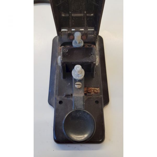 GERMAN WW2 MILITARY BAKELITE MORSE TELEGRAPH KEY - WARSTUFF.COM