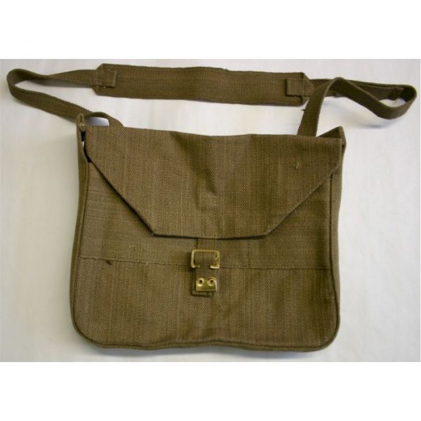 BRITISH P-37 VALISE BAG FOR OFFICERS WITH CARRY STRAP WWII - WARSTUFF.COM