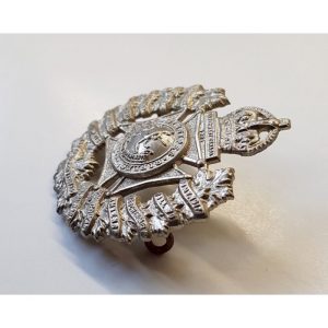 ROYAL WINNIPEG RIFLES METAL CAP BADGE-CANADA WWII - WARSTUFF.COM