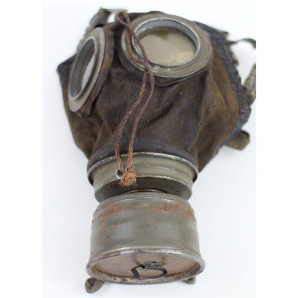 GERMAN WWI MODEL 17 GAS MASK AND FILTER - WARSTUFF.COM