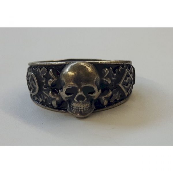 GERMAN SS RING WITH OAK LEAVES - WARSTUFF.COM