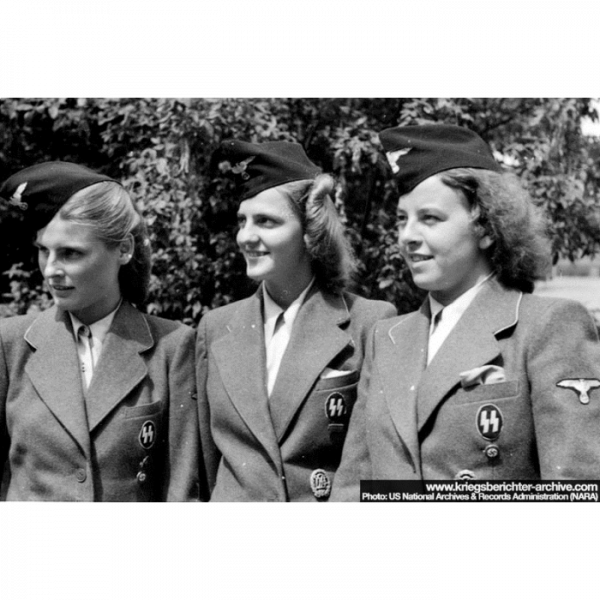 SS HELFERIN BREAST RUNES SENIOR RANK BADGE BULLION - WARSTUFF.COM